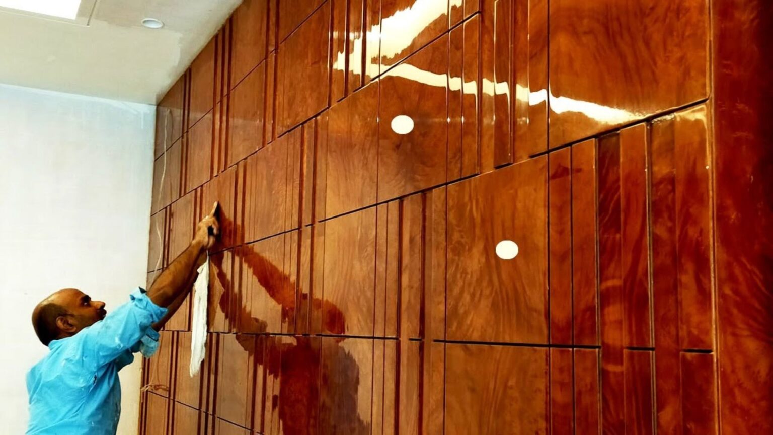 Wood Polish - Deccan Home Services